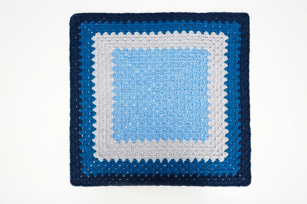 Alden Baby Afghan (Crochet) - Version 1 – Lion Brand Yarn